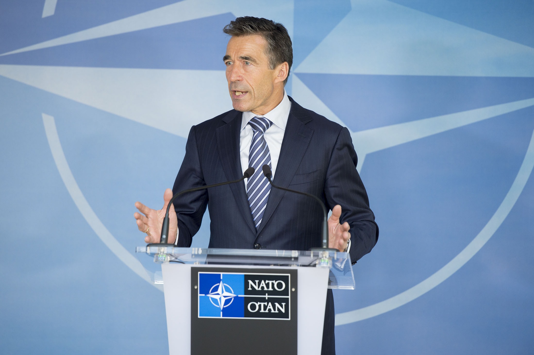 NATO Chief Highlights Freedom of Expression in Turkey Protests ...