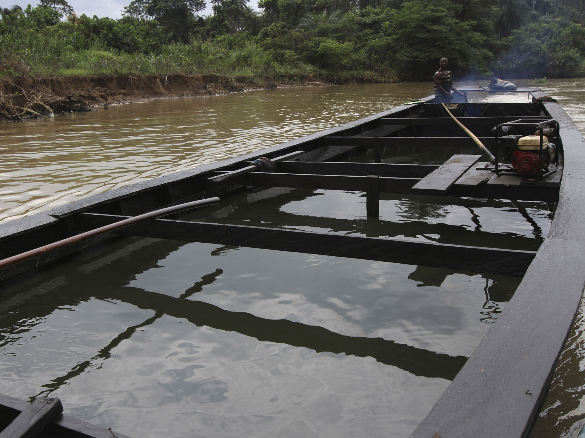 Oil on the water: Illicit hydrocarbons activity in the maritime domain ...