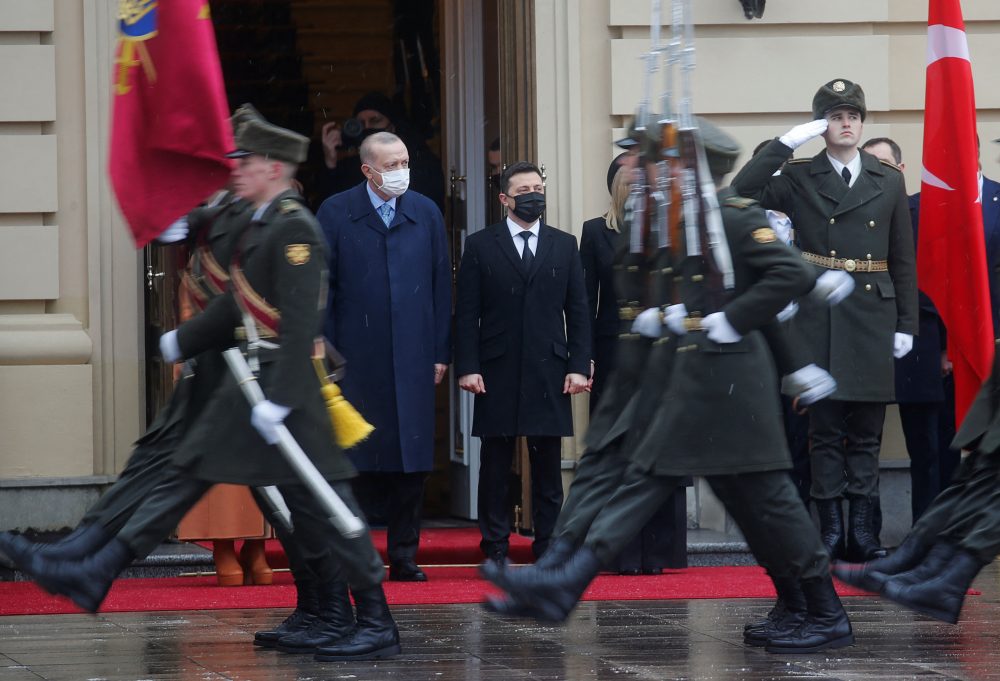 LIVE: Russia-Ukraine peace talks, Putin's nuclear threat, and Germany's ...