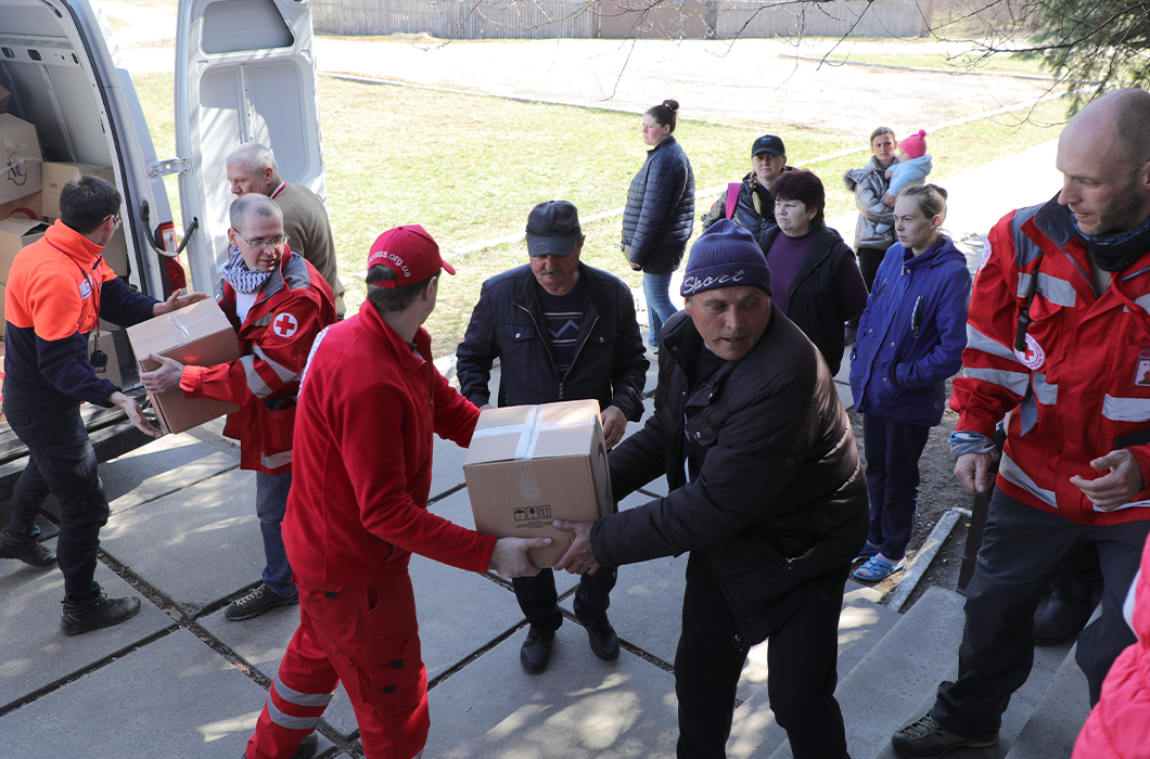 Is humanitarian assistance reaching Ukraine? - Atlantic Council