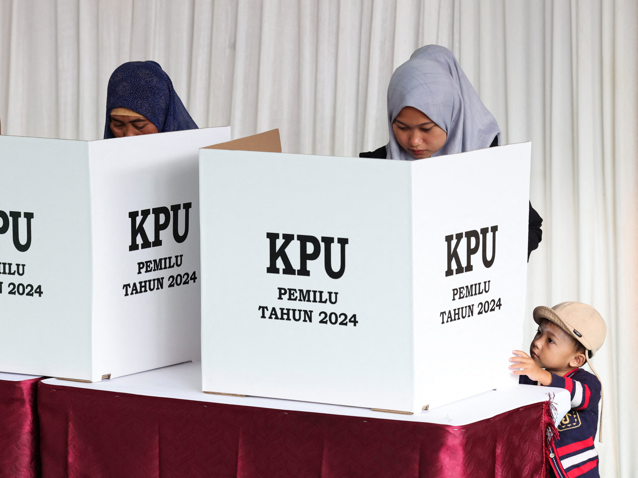 Foreword: Creating another wave of democracy - Atlantic Council