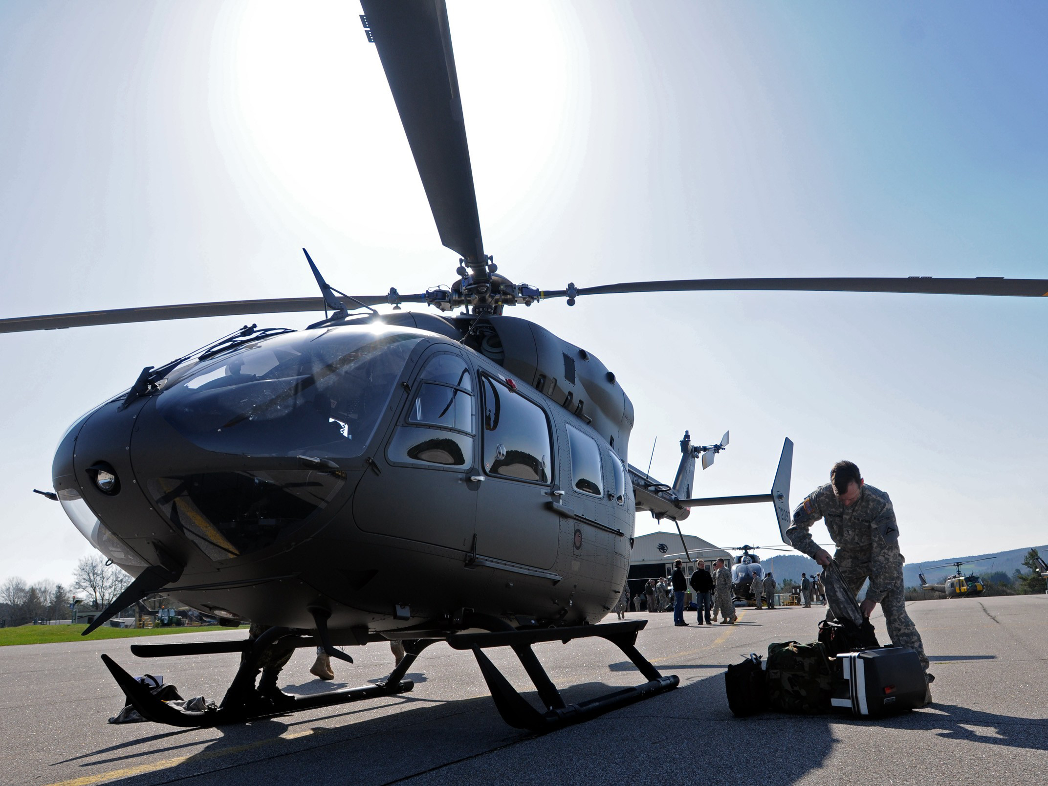 Friend-sourcing military procurement: Technology acquisition as ...